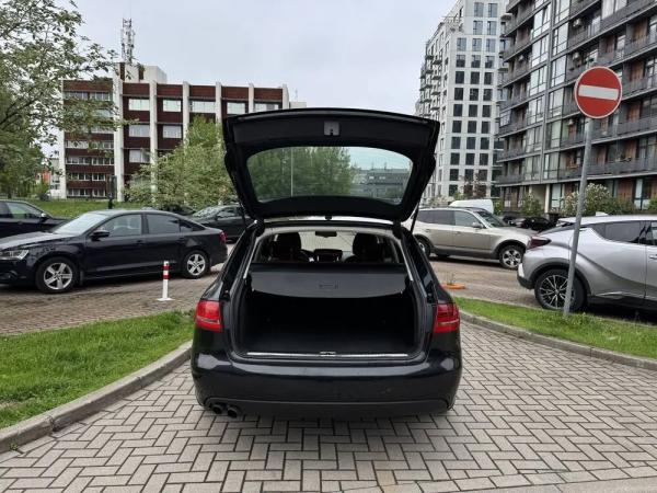Melns Audi A4 2008 Rīga, ar dzinēja tilpumu 2.00 L un nobraukumu 391 tūkst. km par 4490 €, foto 5 vietnē AUTOMOTO.COM.LV