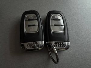 Black Audi A4 2008 in Riga, with an engine capacity of 2.00 L and mileage of 391 thousand km for 4490 €, photo 24 on AUTOMOTO.COM.LV