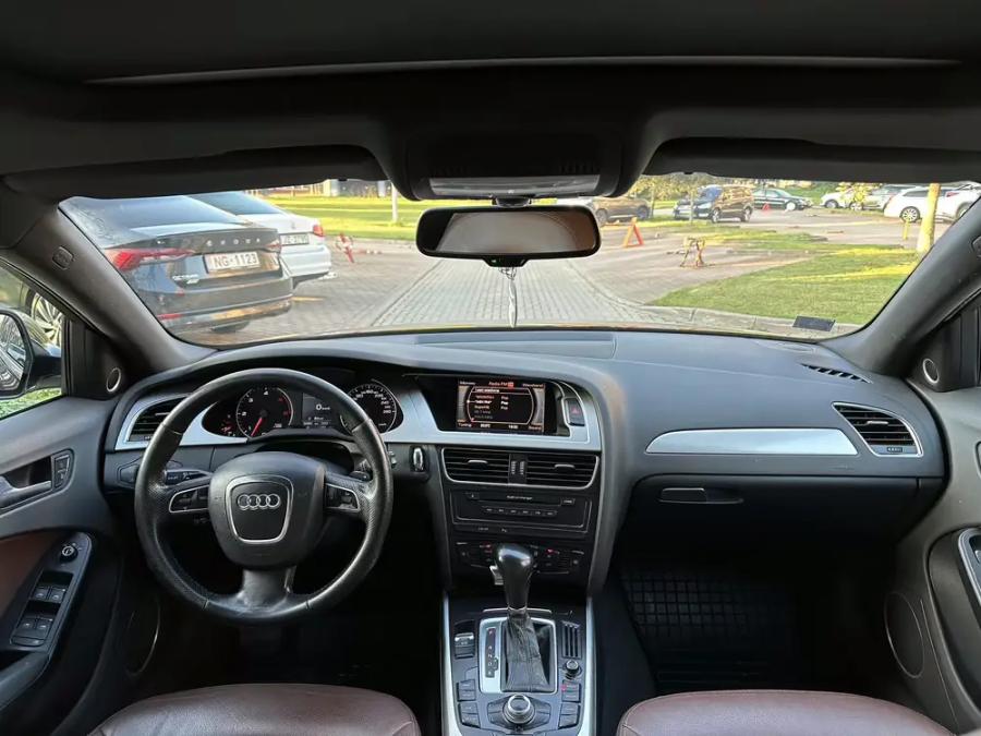 Black Audi A4 2008 in Riga, with an engine capacity of 2.70 L and mileage of 334 thousand km for 4490 €, photo 17 on AUTOMOTO.COM.LV
