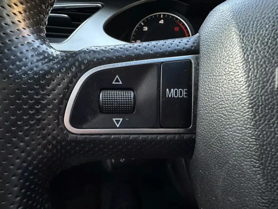 Black Audi A4 2008 in Riga, with an engine capacity of 2.70 L and mileage of 334 thousand km for 4490 €, photo 24 on AUTOMOTO.COM.LV