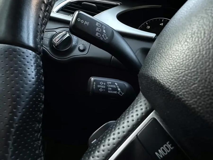 Black Audi A4 2008 in Riga, with an engine capacity of 2.70 L and mileage of 334 thousand km for 4490 €, photo 26 on AUTOMOTO.COM.LV