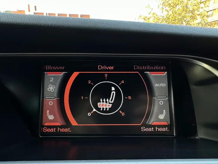 Black Audi A4 2008 in Riga, with an engine capacity of 2.70 L and mileage of 334 thousand km for 4490 €, photo 28 on AUTOMOTO.COM.LV