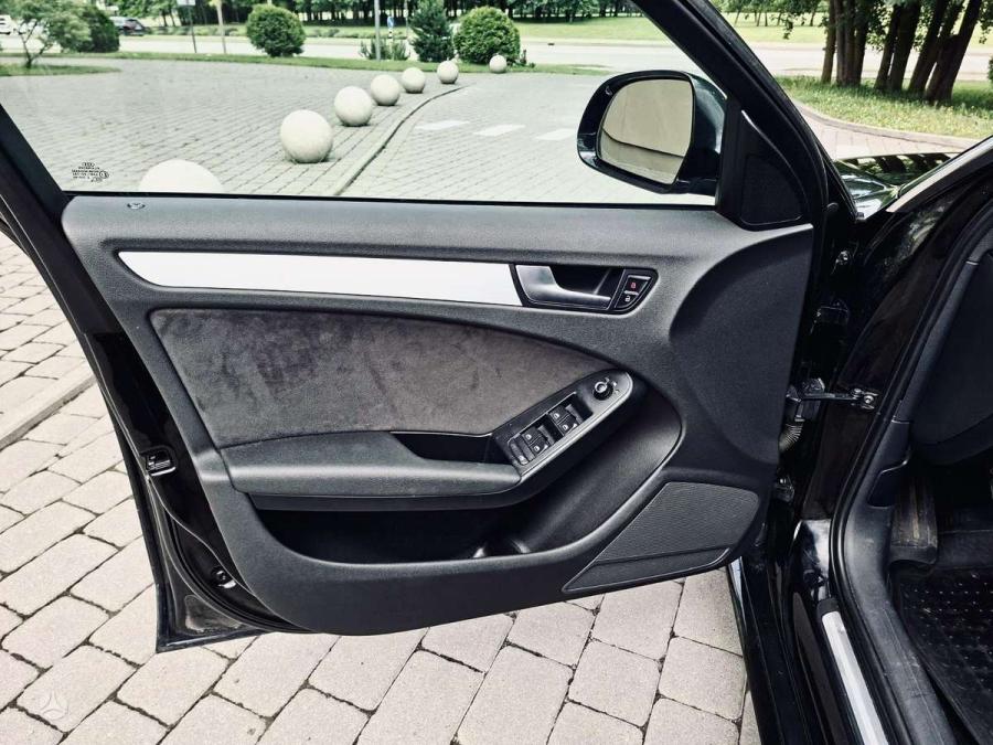 Melns Audi A4 2008 Kauņa, ar dzinēja tilpumu 1.97 L un nobraukumu 287 tūkst. km par 6000 €, foto 31 vietnē AUTOMOTO.COM.LV