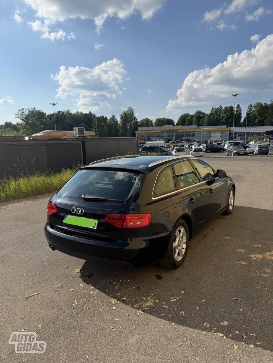 Melns Audi A4 2008 Viļņa, ar dzinēja tilpumu 1.80 L un nobraukumu 220 tūkst. km par 4400 €, foto 4 vietnē AUTOMOTO.COM.LV