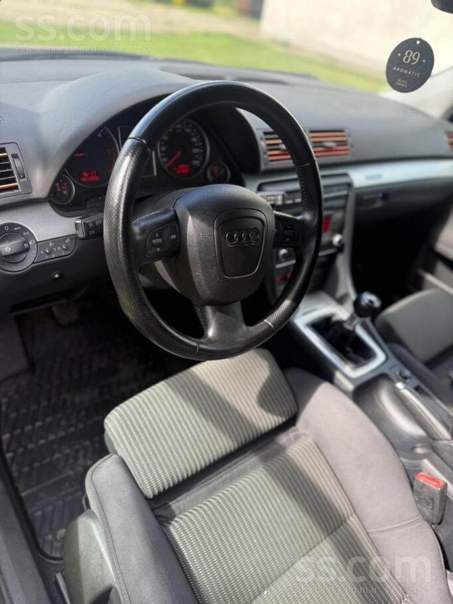 Melns Audi A4 2008 Rīga, ar dzinēja tilpumu 2.00 L un nobraukumu 248 tūkst. km par 4450 €, foto 15 vietnē AUTOMOTO.COM.LV