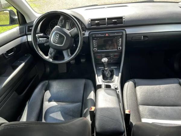 Melns Audi A4 2008 Limbaži, ar dzinēja tilpumu 2.00 L un nobraukumu 280 tūkst. km par 4250 €, foto 7 vietnē AUTOMOTO.COM.LV