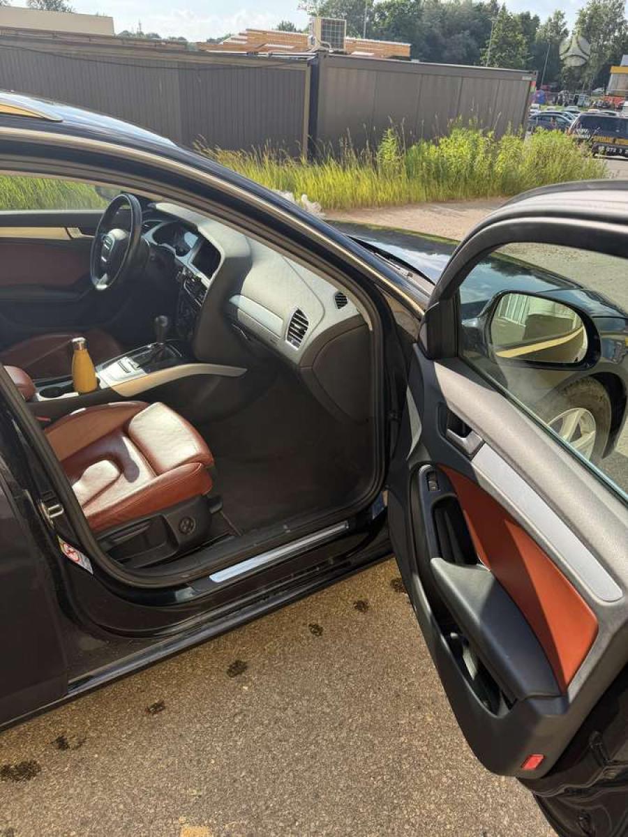 Melns Audi A4 2008 Viļņa, ar dzinēja tilpumu 1.80 L un nobraukumu 221 tūkst. km par 4100 €, foto 9 vietnē AUTOMOTO.COM.LV