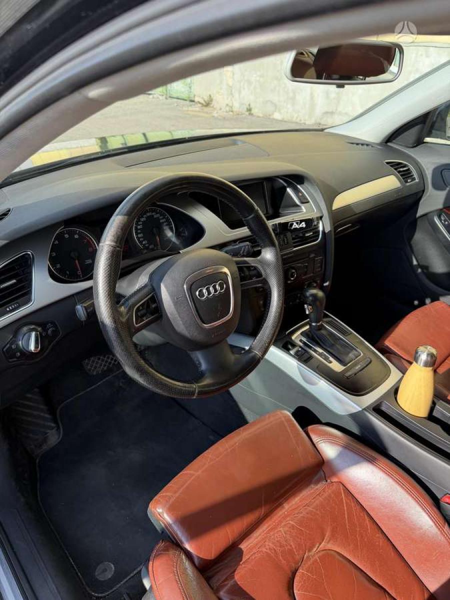 Melns Audi A4 2008 Viļņa, ar dzinēja tilpumu 1.80 L un nobraukumu 221 tūkst. km par 4100 €, foto 12 vietnē AUTOMOTO.COM.LV