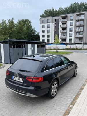 Melns Audi A4 2008 Rīga, ar dzinēja tilpumu 2.00 L un nobraukumu 506 tūkst. km par 3000 €, foto 4 vietnē AUTOMOTO.COM.LV