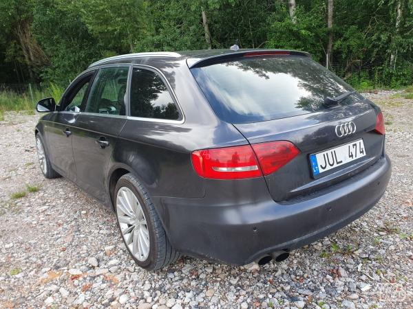 Melns Audi A4 2008 Kauņa, ar dzinēja tilpumu 2.00 L un nobraukumu 303 tūkst. km par 2750 €, foto 6 vietnē AUTOMOTO.COM.LV