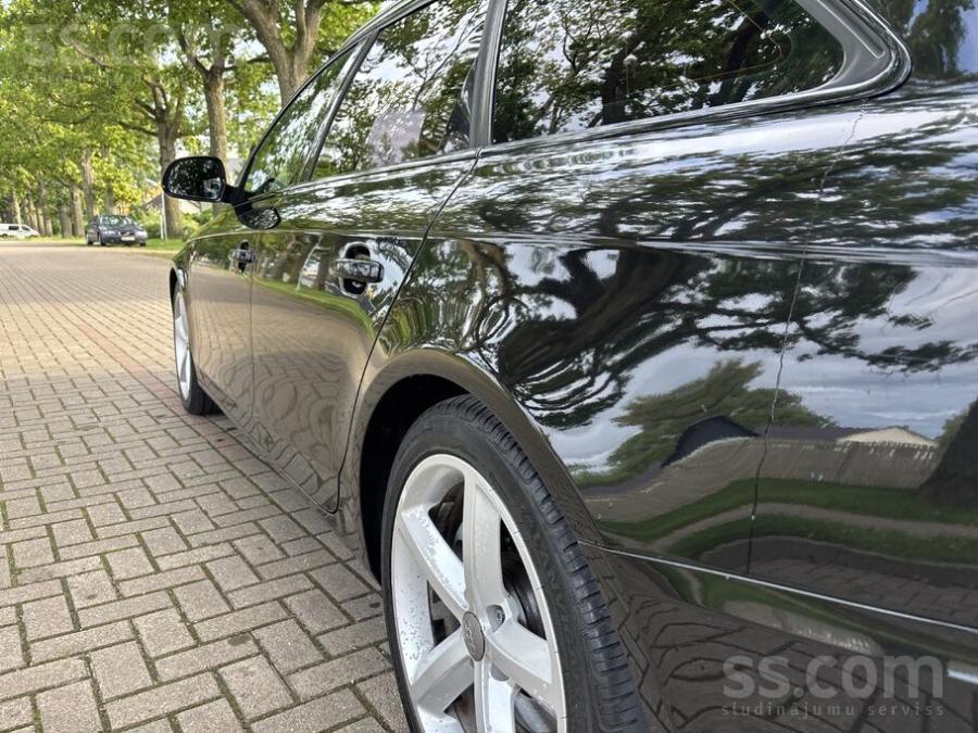Melns Audi A4 2008 Valmiera, ar dzinēja tilpumu 2.00 L un nobraukumu 290 tūkst. km par 5800 €, foto 15 vietnē AUTOMOTO.COM.LV