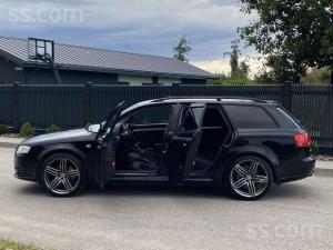 Black Audi A4 2008 in Riga, with an engine capacity of 2.00 L and mileage of 246 thousand km for 3950 €, photo 11 on AUTOMOTO.COM.LV