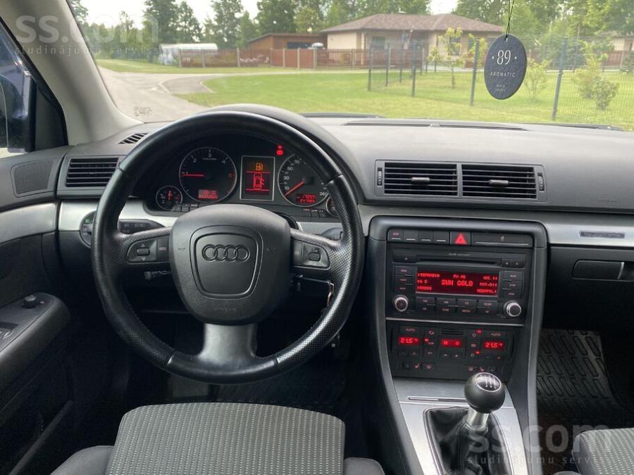 Black Audi A4 2008 in Riga, with an engine capacity of 2.00 L and mileage of 246 thousand km for 3950 €, photo 14 on AUTOMOTO.COM.LV