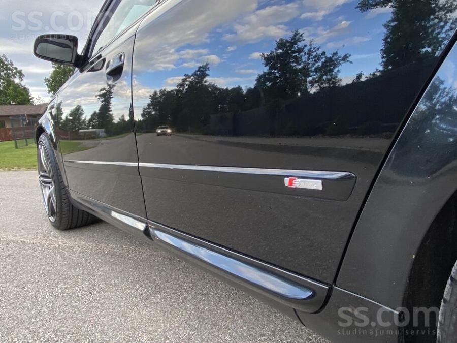 Black Audi A4 2008 in Riga, with an engine capacity of 2.00 L and mileage of 246 thousand km for 3950 €, photo 23 on AUTOMOTO.COM.LV
