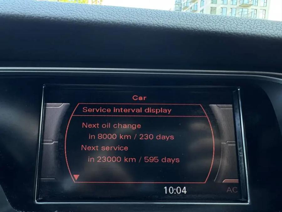 Black Audi A4 2008 in Riga, with an engine capacity of 2.00 L and mileage of 328 thousand km for 4990 €, photo 15 on AUTOMOTO.COM.LV