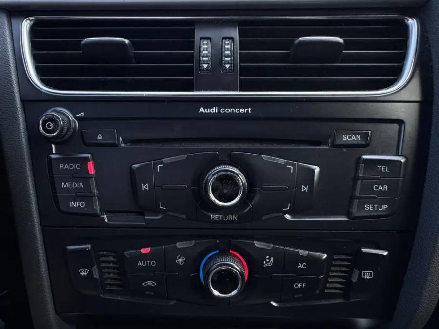 Black Audi A4 2008 in Riga, with an engine capacity of 2.00 L and mileage of 328 thousand km for 4990 €, photo 19 on AUTOMOTO.COM.LV