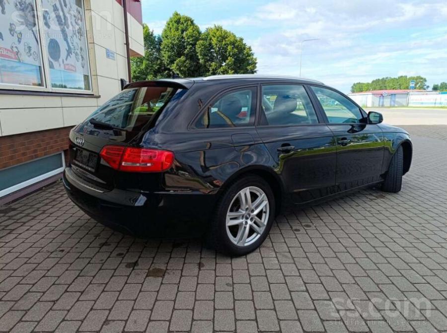 Black Audi A4 2008 in Gulbene, with an engine capacity of 2.70 L and mileage of 297 thousand km for 6800 €, photo 4 on AUTOMOTO.COM.LV