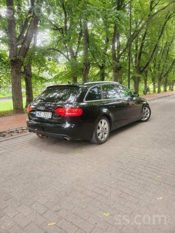 Black Audi A4 2008 in Bauska, with an engine capacity of 2.70 L and mileage of 0 thousand km for 5100 €, photo 2 on AUTOMOTO.COM.LV