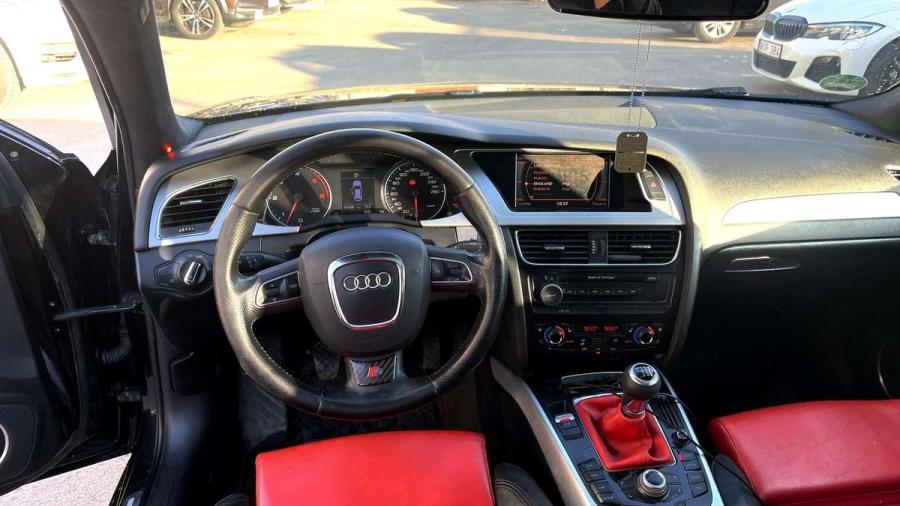 Black Audi A4 2008 in Vilnius, with an engine capacity of 2.70 L and mileage of 416 thousand km for 3600 €, photo 9 on AUTOMOTO.COM.LV