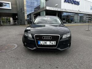 Black Audi A4 2008 in Vilnius, with an engine capacity of 3.20 L and mileage of 360 thousand km for 5000 €, photo 3 on AUTOMOTO.COM.LV
