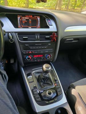 Melns Audi A4 2008 Kauņa, ar dzinēja tilpumu 1.97 L un nobraukumu 220 tūkst. km par 5900 €, foto 15 vietnē AUTOMOTO.COM.LV