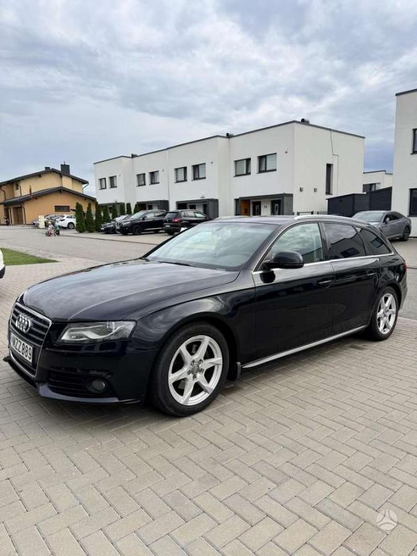 Melns Audi A4 2008 Kauņa, ar dzinēja tilpumu 1.80 L un nobraukumu 209 tūkst. km par 5200 €, foto 1 vietnē AUTOMOTO.COM.LV