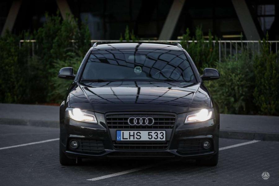 Black Audi A4 2008 in Vilnius, with an engine capacity of 1.97 L and mileage of 301 thousand km for 4500 €, photo 3 on AUTOMOTO.COM.LV