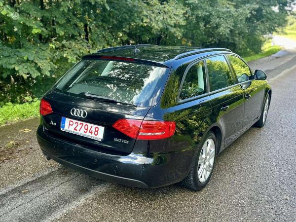 Ауди А4 2008 в Каунас на AUTOMOTO.COM.LV Черный Ауди А4 2008 в Каунас, объемом двигателя 1.97 л и пробегом 311 тыс. км за 4850 €, фото 7 на AUTOMOTO.COM.LV