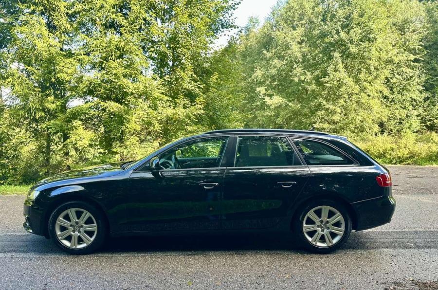 Black Audi A4 2008 in Kaunas, with an engine capacity of 1.97 L and mileage of 311 thousand km for 4850 €, photo 9 on AUTOMOTO.COM.LV