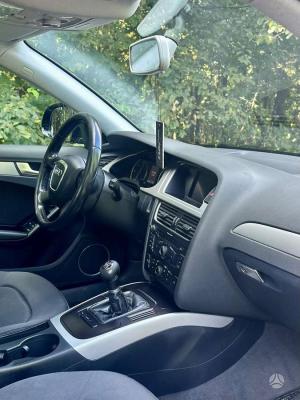 Black Audi A4 2008 in Kaunas, with an engine capacity of 1.97 L and mileage of 311 thousand km for 4850 €, photo 11 on AUTOMOTO.COM.LV