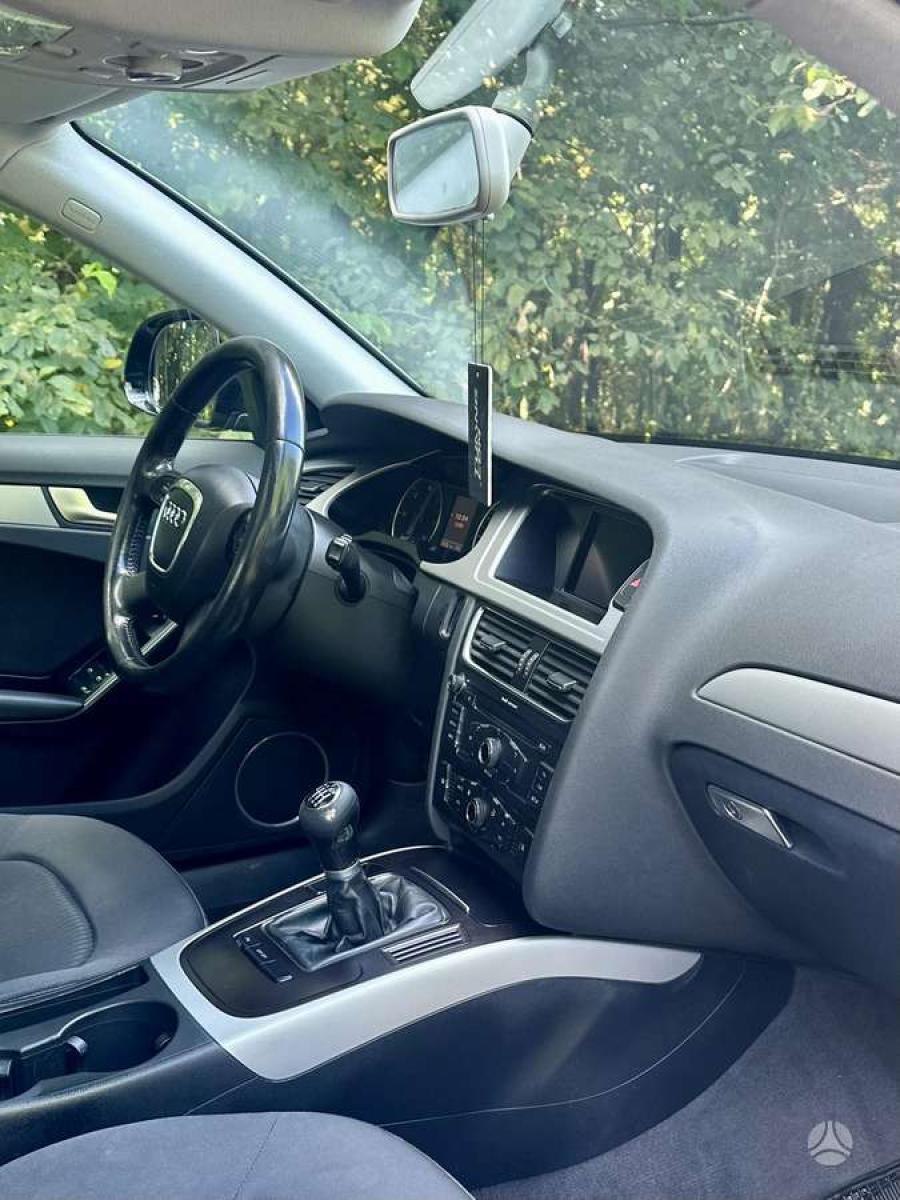 Black Audi A4 2008 in Kaunas, with an engine capacity of 1.97 L and mileage of 311 thousand km for 4850 €, photo 11 on AUTOMOTO.COM.LV