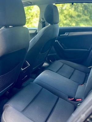 Black Audi A4 2008 in Kaunas, with an engine capacity of 1.97 L and mileage of 311 thousand km for 4850 €, photo 14 on AUTOMOTO.COM.LV