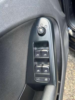 Black Audi A4 2008 in Kaunas, with an engine capacity of 1.97 L and mileage of 311 thousand km for 4850 €, photo 19 on AUTOMOTO.COM.LV