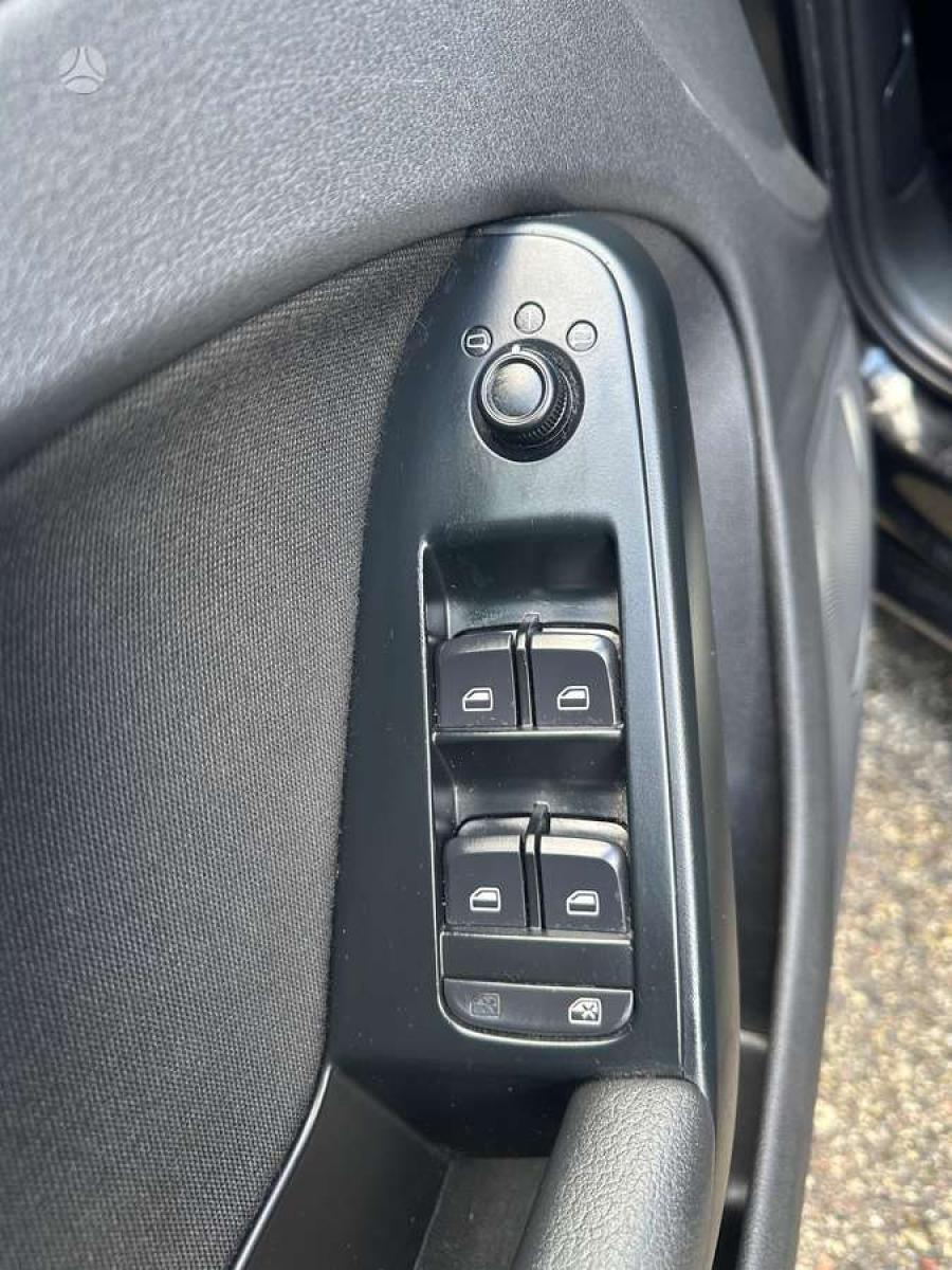 Black Audi A4 2008 in Kaunas, with an engine capacity of 1.97 L and mileage of 311 thousand km for 4850 €, photo 19 on AUTOMOTO.COM.LV
