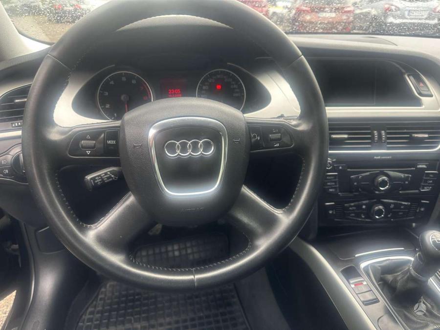 Melns Audi A4 2008 Kelmė, ar dzinēja tilpumu 1.78 L un nobraukumu 190 tūkst. km par 2850 €, foto 7 vietnē AUTOMOTO.COM.LV
