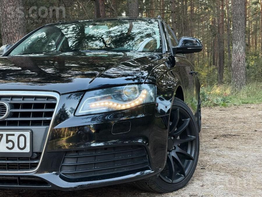 Melns Audi A4 2008 Daugavpils, ar dzinēja tilpumu 2.00 L un nobraukumu 0 tūkst. km par 4950 €, foto 3 vietnē AUTOMOTO.COM.LV