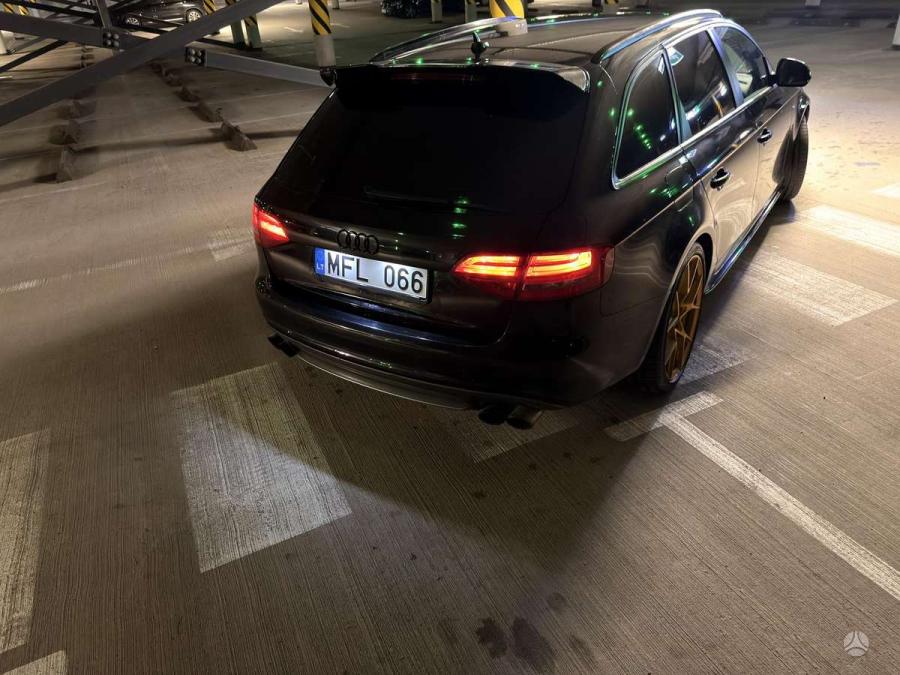 Black Audi A4 2008 in Vilnius, with an engine capacity of 1.98 L and mileage of 243 thousand km for 4000 €, photo 4 on AUTOMOTO.COM.LV