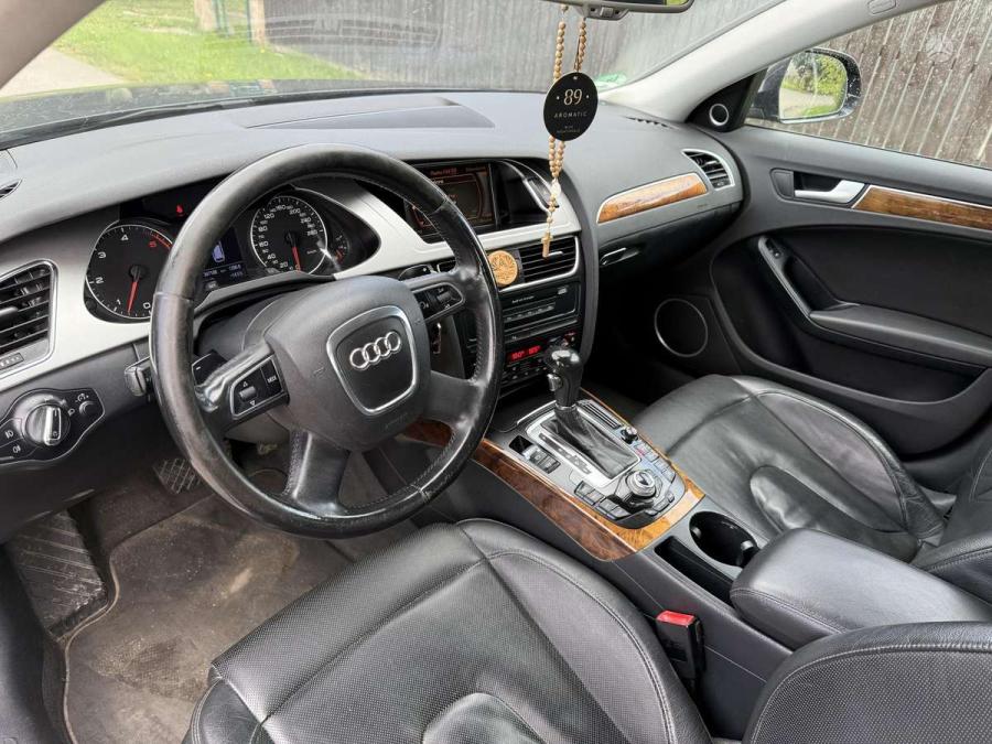 Black Audi A4 2008 in Kaunas, with an engine capacity of 2.70 L and mileage of 349 thousand km for 3500 €, photo 10 on AUTOMOTO.COM.LV