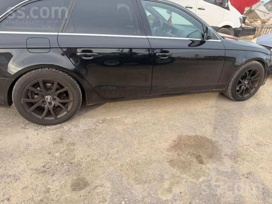 Melns Audi A4 2008 Daugavpils, ar dzinēja tilpumu 2.70 L un nobraukumu 394 tūkst. km par 5800 €, foto 6 vietnē AUTOMOTO.COM.LV
