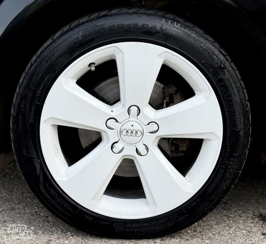 Melns Audi A4 2008 Kauņa, ar dzinēja tilpumu 2.00 L un nobraukumu 299 tūkst. km par 3000 €, foto 9 vietnē AUTOMOTO.COM.LV