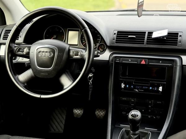 Audi A4 2008 in Kaunas on AUTOMOTO.COM.LV Black Audi A4 2008 in Kaunas, with an engine capacity of 2.00 L and mileage of 299 thousand km for 3000 €, photo 11 on AUTOMOTO.COM.LV