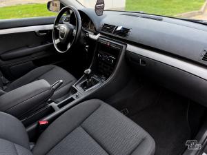 Melns Audi A4 2008 Kauņa, ar dzinēja tilpumu 2.00 L un nobraukumu 299 tūkst. km par 3000 €, foto 22 vietnē AUTOMOTO.COM.LV
