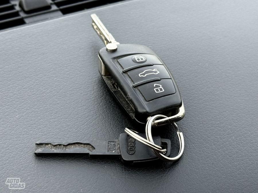 Melns Audi A4 2008 Kauņa, ar dzinēja tilpumu 2.00 L un nobraukumu 299 tūkst. km par 3000 €, foto 24 vietnē AUTOMOTO.COM.LV