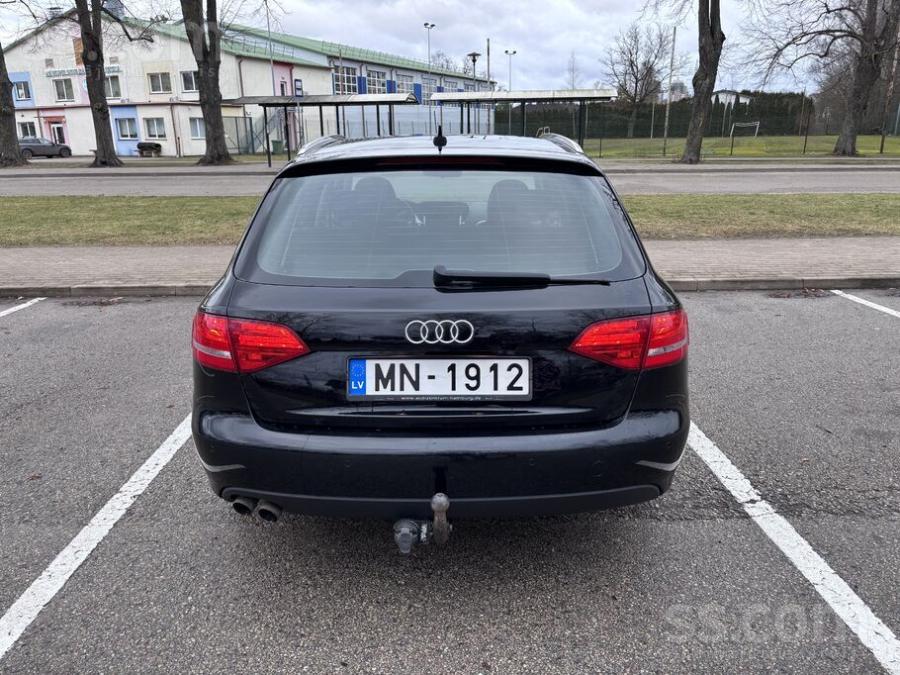 Black Audi A4 2009 in Riga, with an engine capacity of 2.00 L and mileage of 319 thousand km for 4500 €, photo 10 on AUTOMOTO.COM.LV