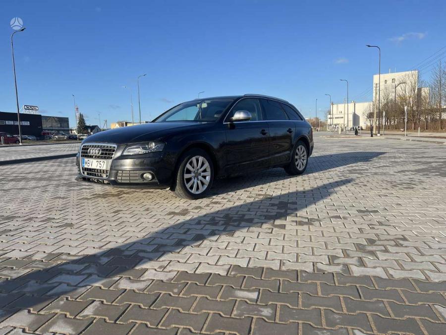 Black Audi A4 2009 in Taurage, with an engine capacity of 2.70 L and mileage of 358 thousand km for 4750 €, photo 1 on AUTOMOTO.COM.LV