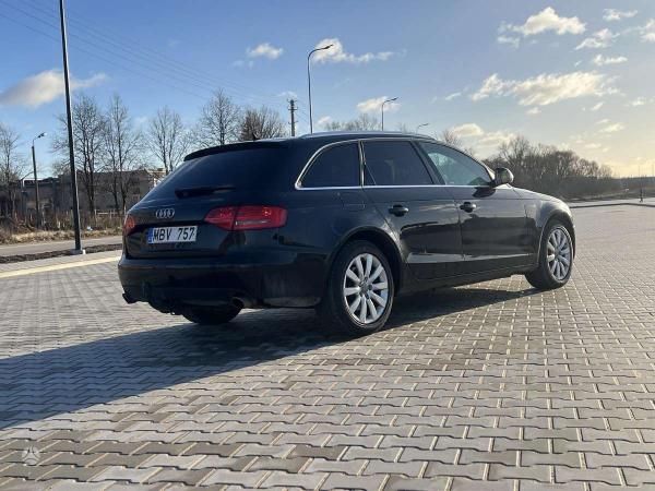 Melns Audi A4 2009 Tauragė, ar dzinēja tilpumu 2.70 L un nobraukumu 358 tūkst. km par 4750 €, foto 8 vietnē AUTOMOTO.COM.LV