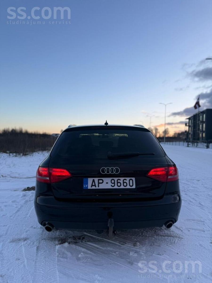 Black Audi A4 2009 in Riga, with an engine capacity of 2.70 L and mileage of 344 thousand km for 5450 €, photo 3 on AUTOMOTO.COM.LV