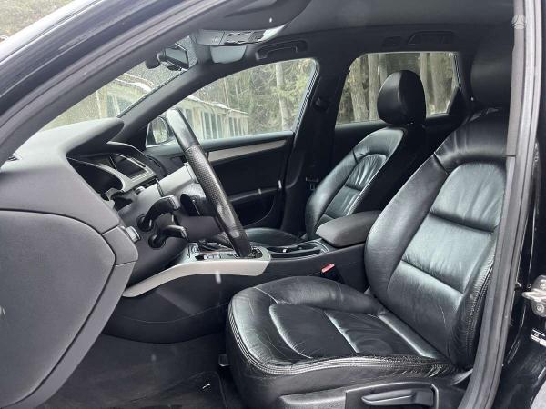 Black Audi A4 2009 in Vilnius, with an engine capacity of 2.97 L and mileage of 357 thousand km for 5400 €, photo 8 on AUTOMOTO.COM.LV