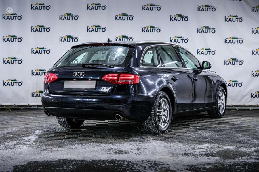 Melns Audi A4 2009 Kauņa, ar dzinēja tilpumu 2.70 L un nobraukumu 346 tūkst. km par 6390 €, foto 3 vietnē AUTOMOTO.COM.LV