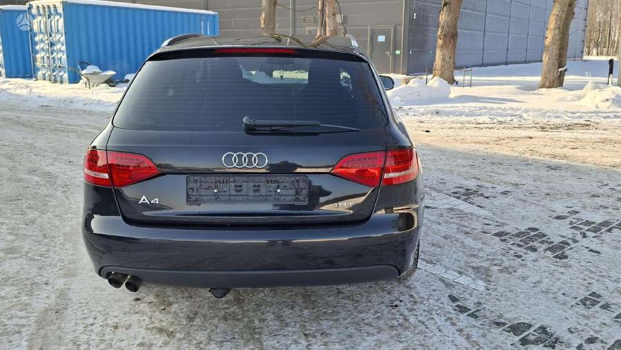 Black Audi A4 2009 in Kaunas, with an engine capacity of 1.80 L and mileage of 249 thousand km for 4550 €, photo 10 on AUTOMOTO.COM.LV